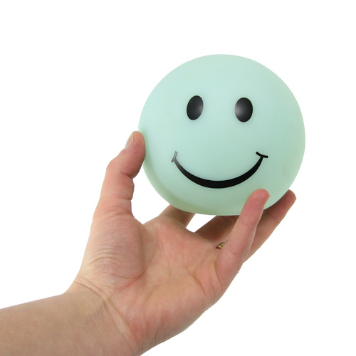 Smiley Face Mood Lamp | A great little lamp to light up your room!